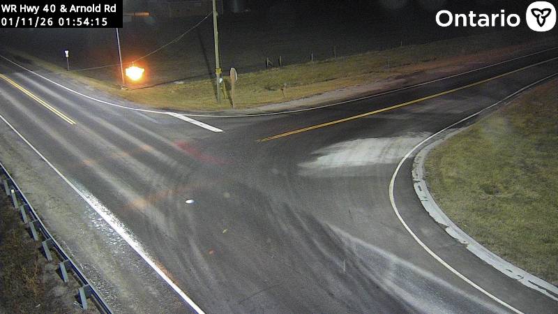 Highway 40 at Arnold Road - Live Traffic Cameras in Canada